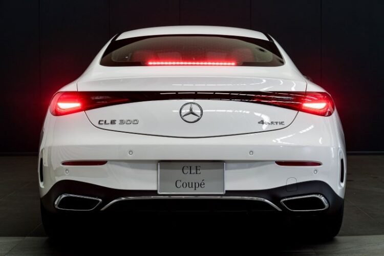 Mercedes-Benz CLE 300 4MATIC Coupé AMG Dynamic สปอร์ตคูเป้ 4 ที่นั่ง ...