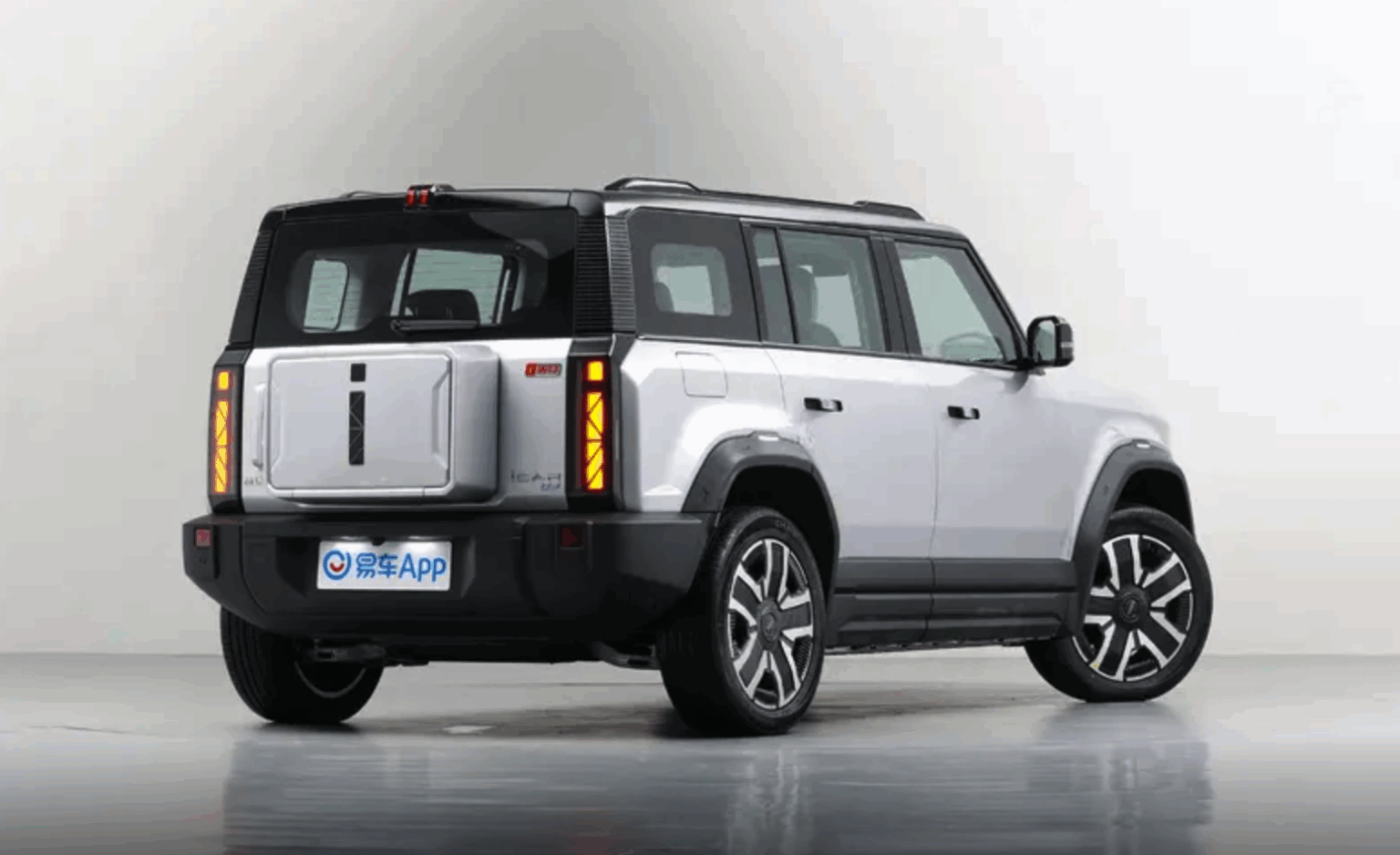 BOXY CAR เทรนด์ฮิตรถยุคนี้ – CARZANOVA เว็บซ่าส์เรื่องยานยนต์