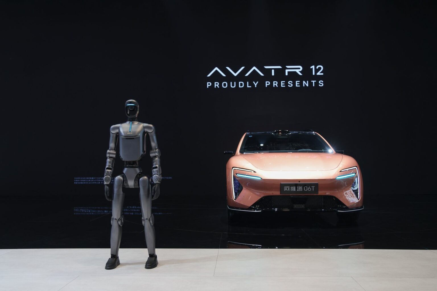 AVATR ไชนีสพรีเมียมอีวี ที่กำลังสะดุดขาตัวเอง – CARZANOVA เว็บซ่าส์ ...